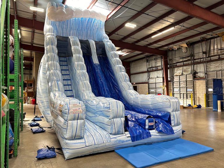 Arctic Crush – Dual Lane Slide, Dry | Cincinnati A-1 Amusement Party ...