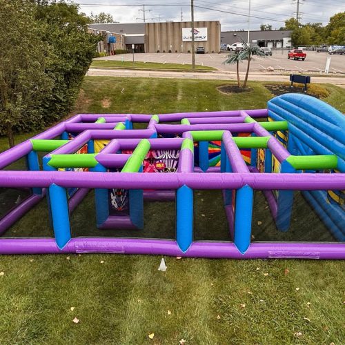 Funhouse Maze, Inflatable – 27′ x 25′ x 9′ 4″ | Cincinnati A-1 ...