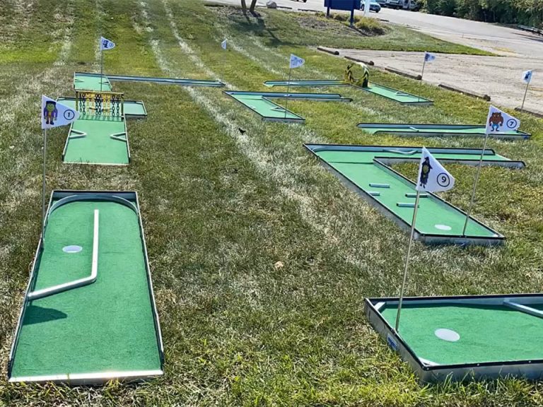 Putt Putt Miniature Golf – Halloween Monster Golf | Cincinnati A-1 ...