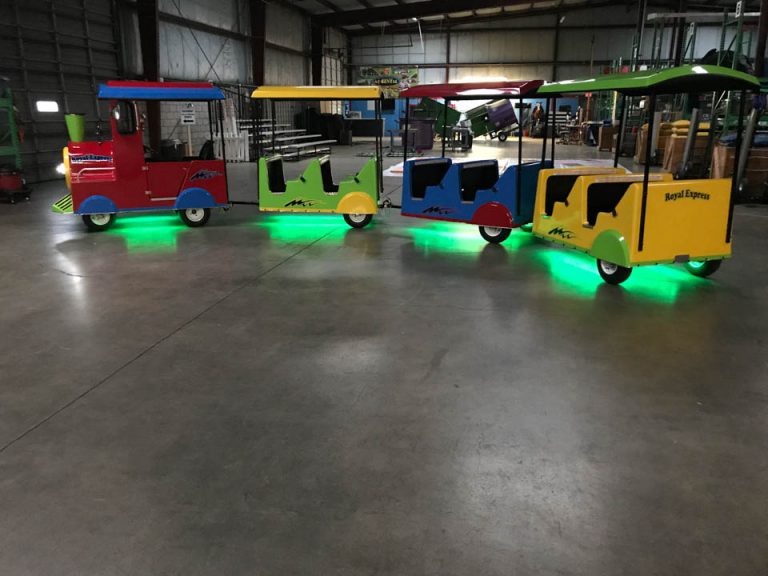 Trackless Train Rental with Engineer | Cincinnati A-1 Amusement Party ...