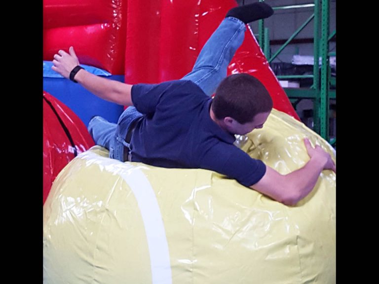 Wipeout - Extreme Ball Run Inflatable Rental | Cincinnati A-1 Amusement ...